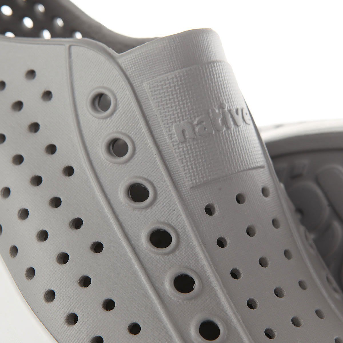 Купить кеды низкие Native Jefferson Pigeon Grey/Shell White в интернет ...