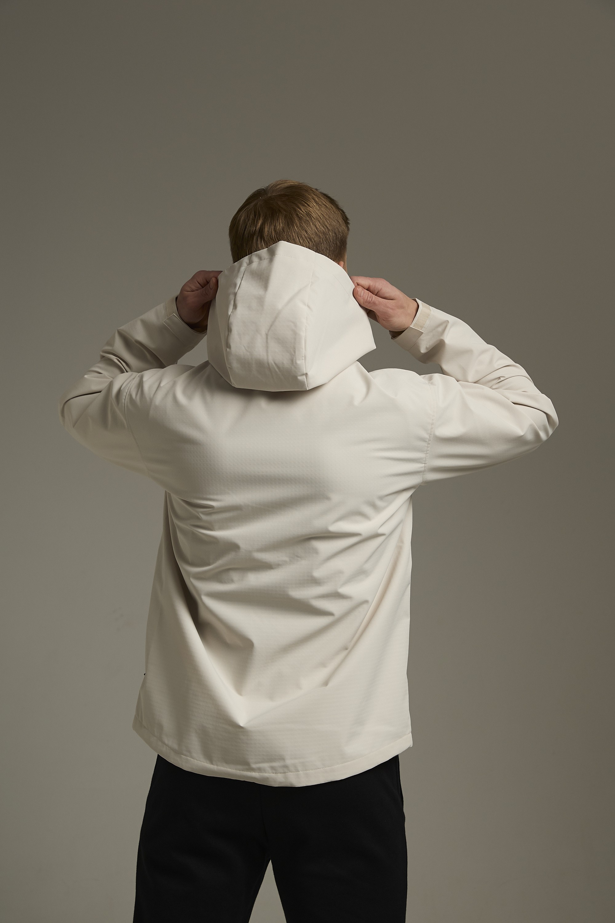 Купить ветровку Anta STG Woven Track Top (852411609-1) в интернет ...